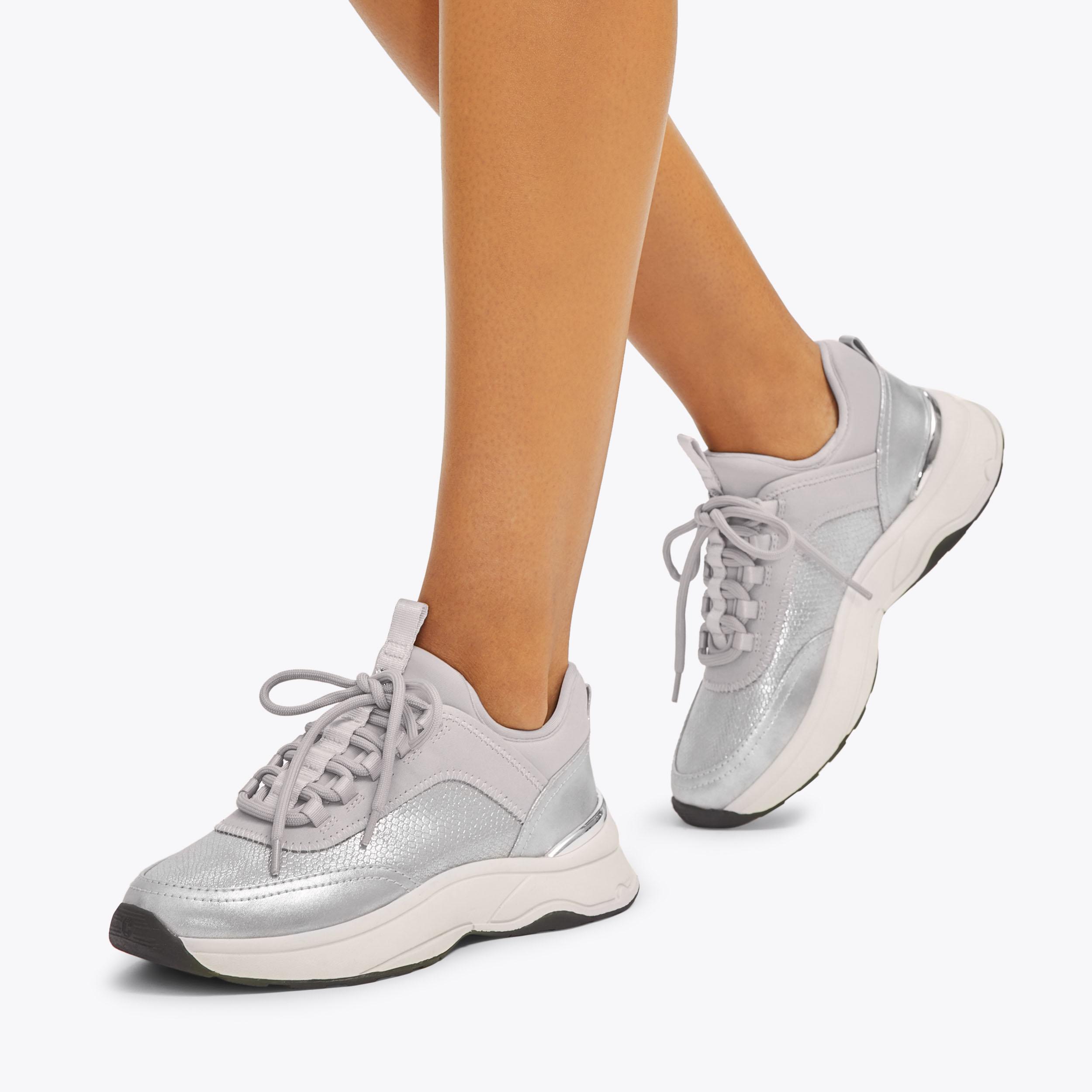 SWIFT RUNNER Metallic Trainer by CARVELA