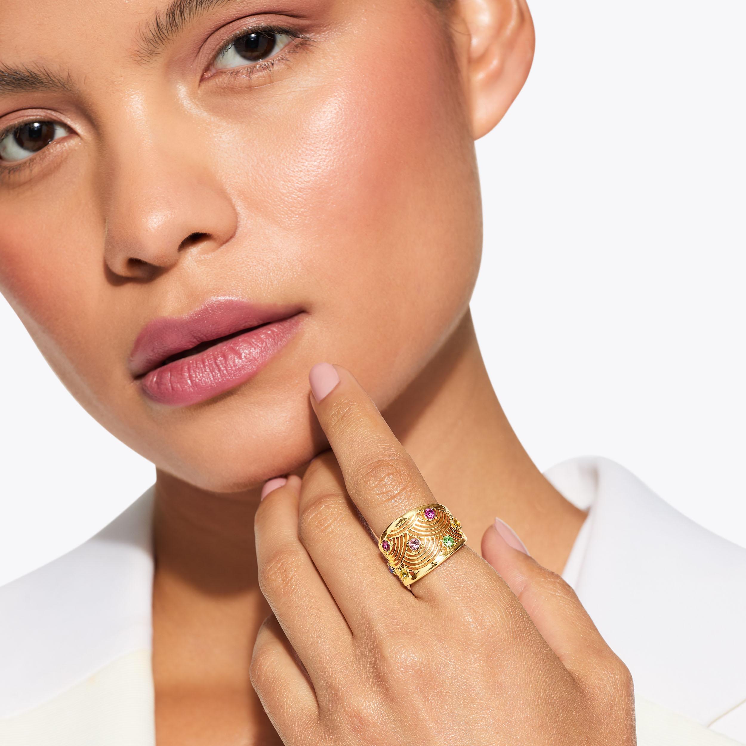 SOUTHBANK CUT OUT RING Gold Wide Ring by KURT GEIGER LONDON