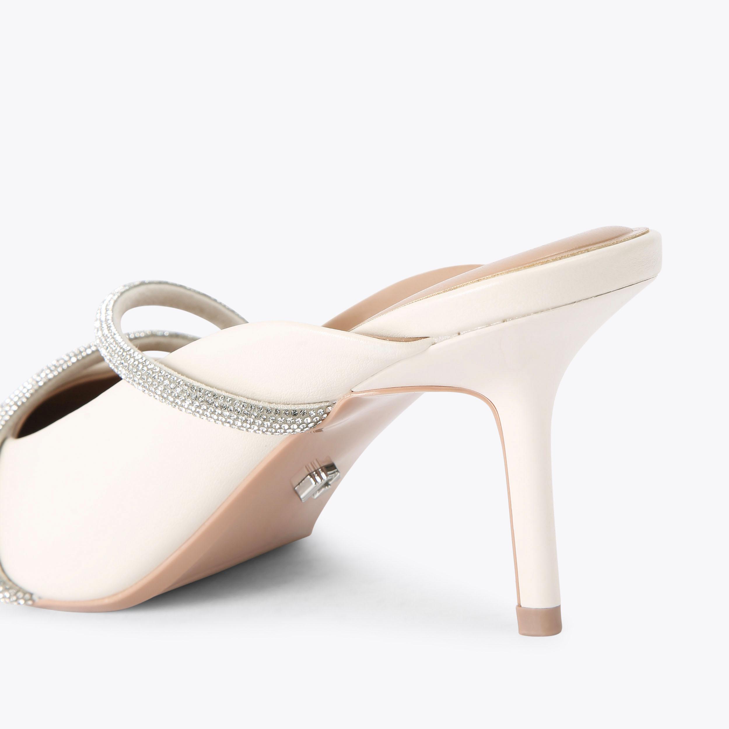 PAPARAZZI MULE COURT Bone Synthetic Court Heel by CARVELA