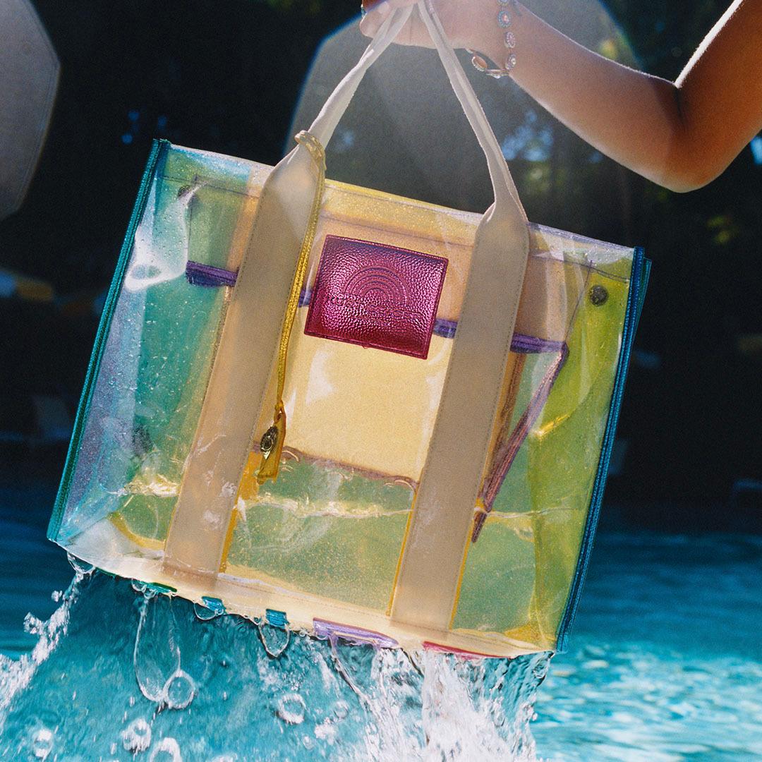 VINYL LG SOUTHBANK TOTE Vinyl Glitter Tote Bag by KURT GEIGER LONDON